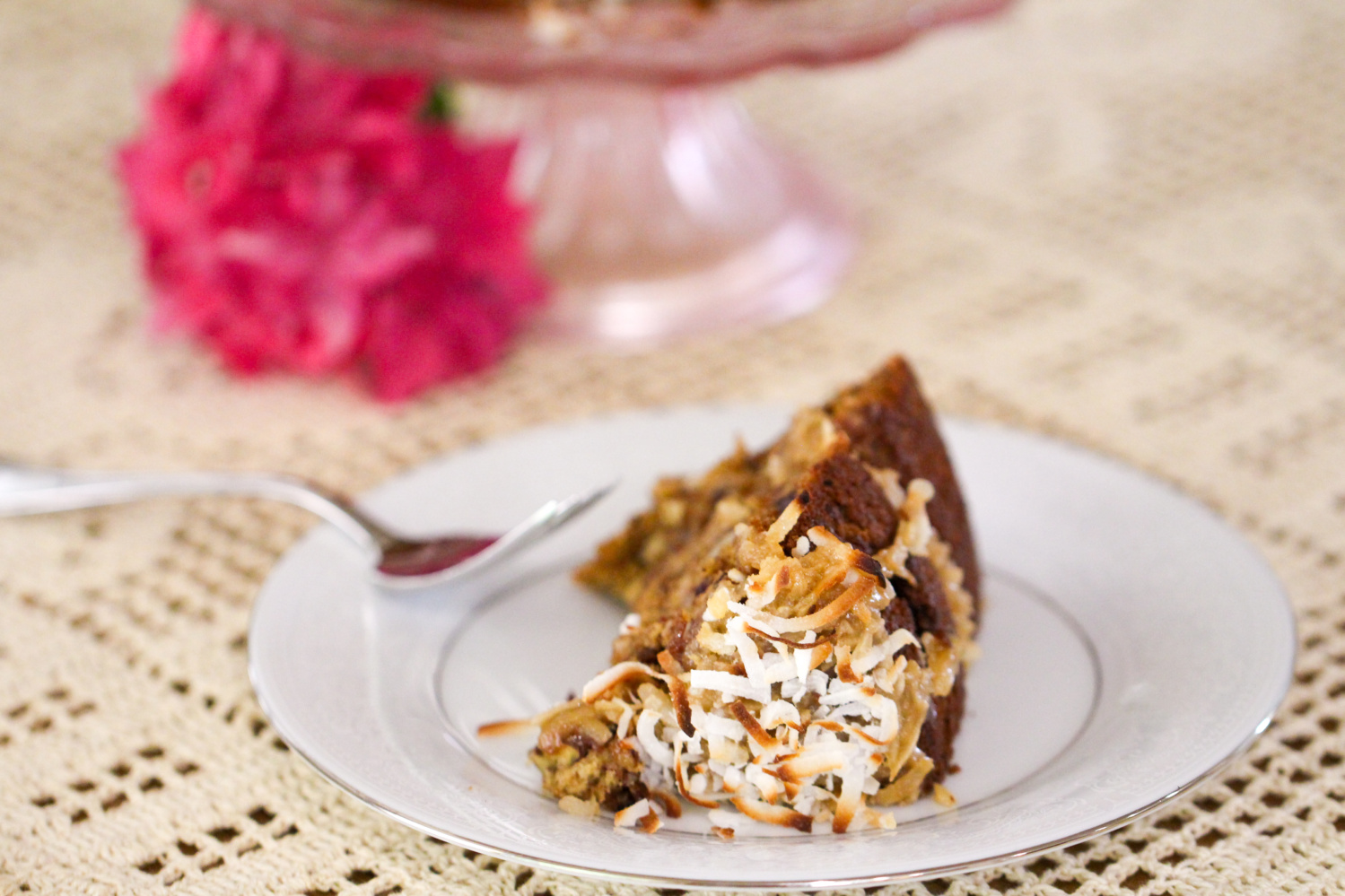 Queen Elizabeth Cake - Cinnamon and Sugar