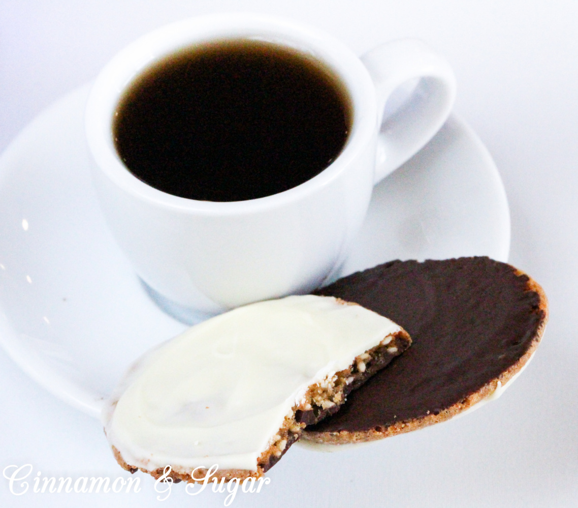 Penn's Moon Benne Wafer Cookies - Cinnamon and Sugar