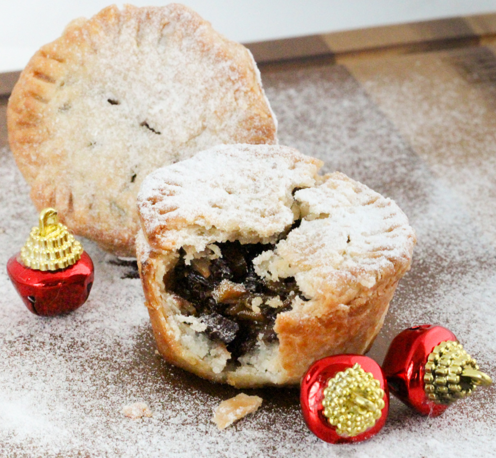 Christmas Mince Pie - Cinnamon and Sugar