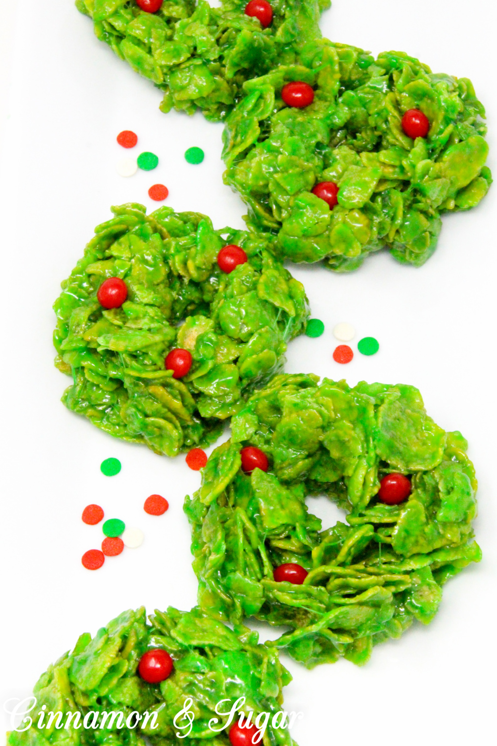 No-Bake Hollyberry Cluster Cookies - Cinnamon and Sugar