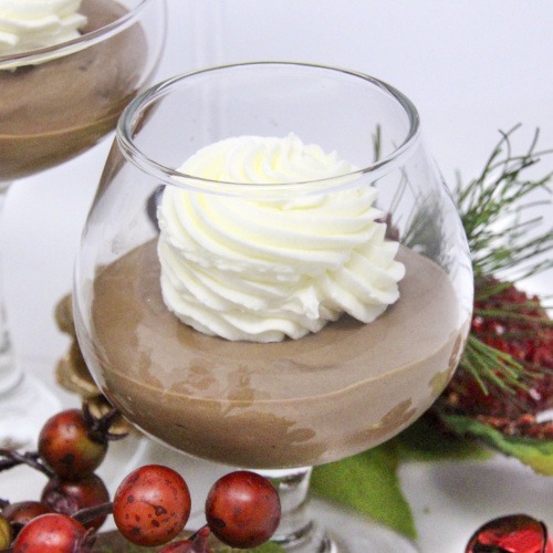 Blender Chocolate Mousse - Cinnamon and Sugar