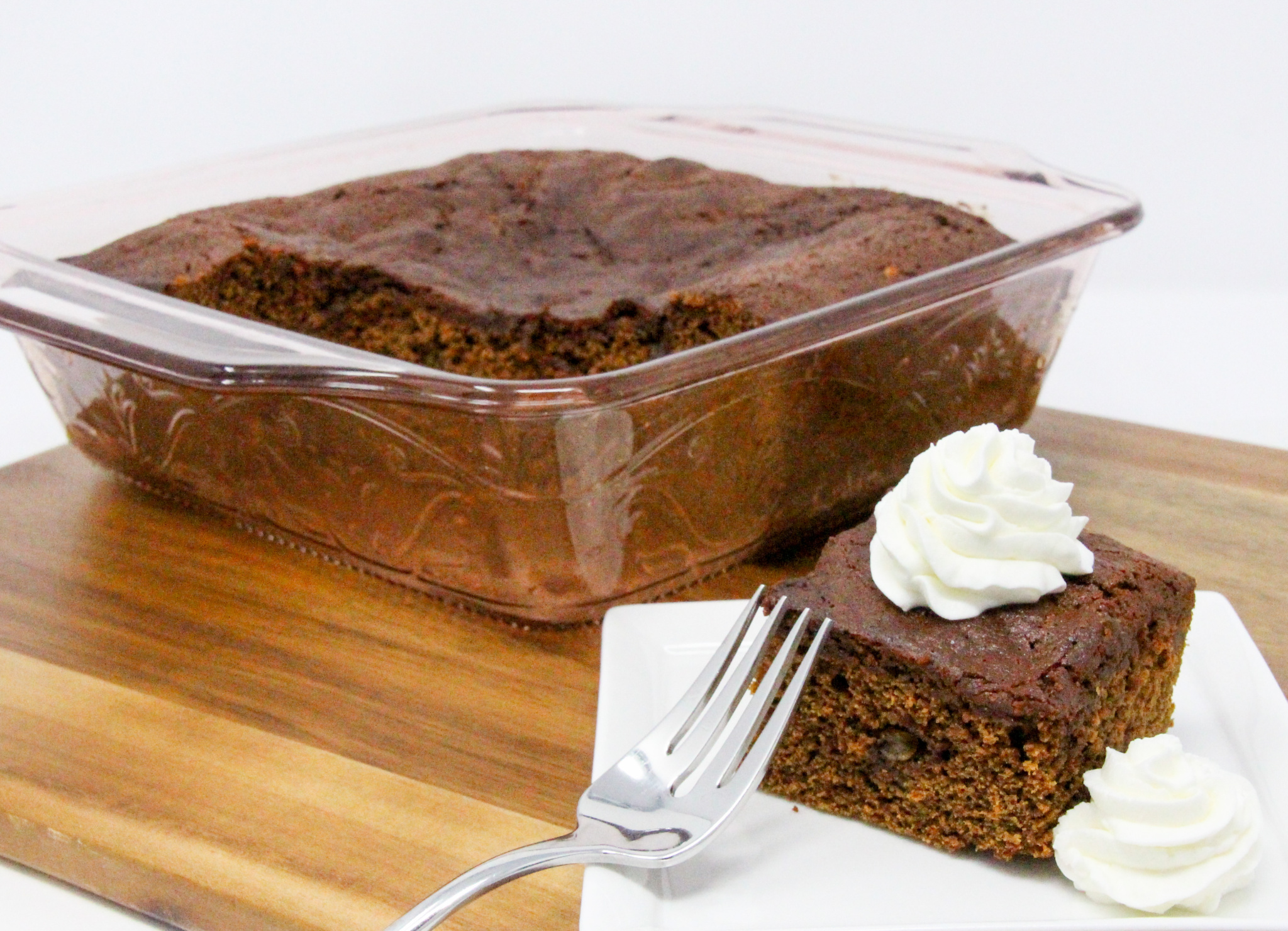 Old-Fashioned Gingerbread - Cinnamon and Sugar