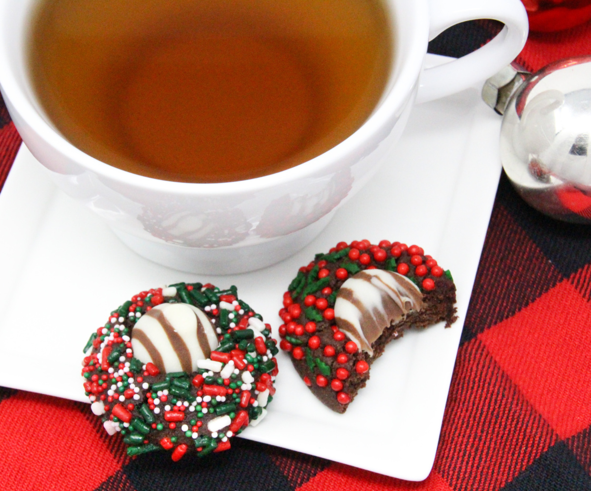 Christmas Hugs & Kisses Cookies - Cinnamon and Sugar