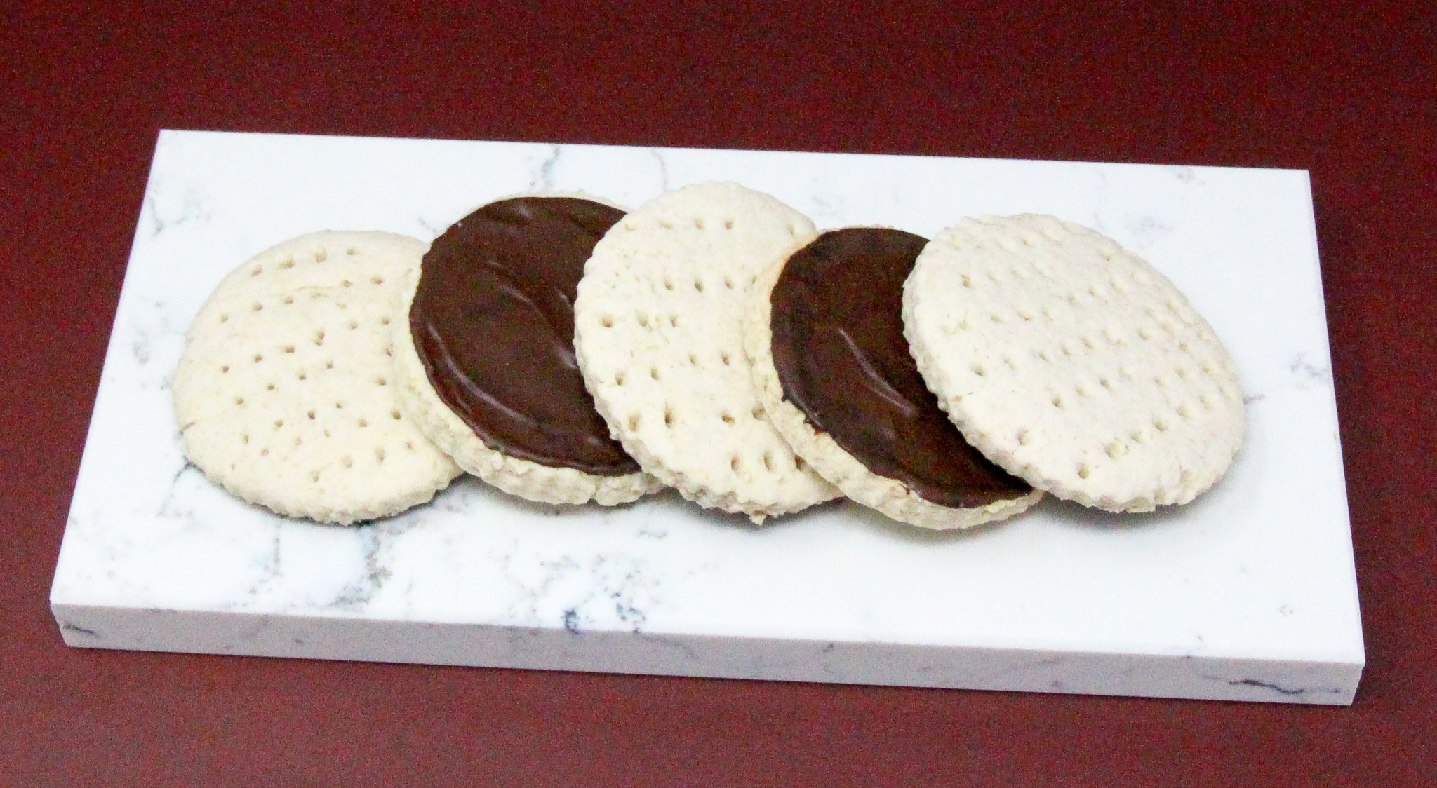 Bunny's Chocolate Digestive Biscuits - Cinnamon and Sugar