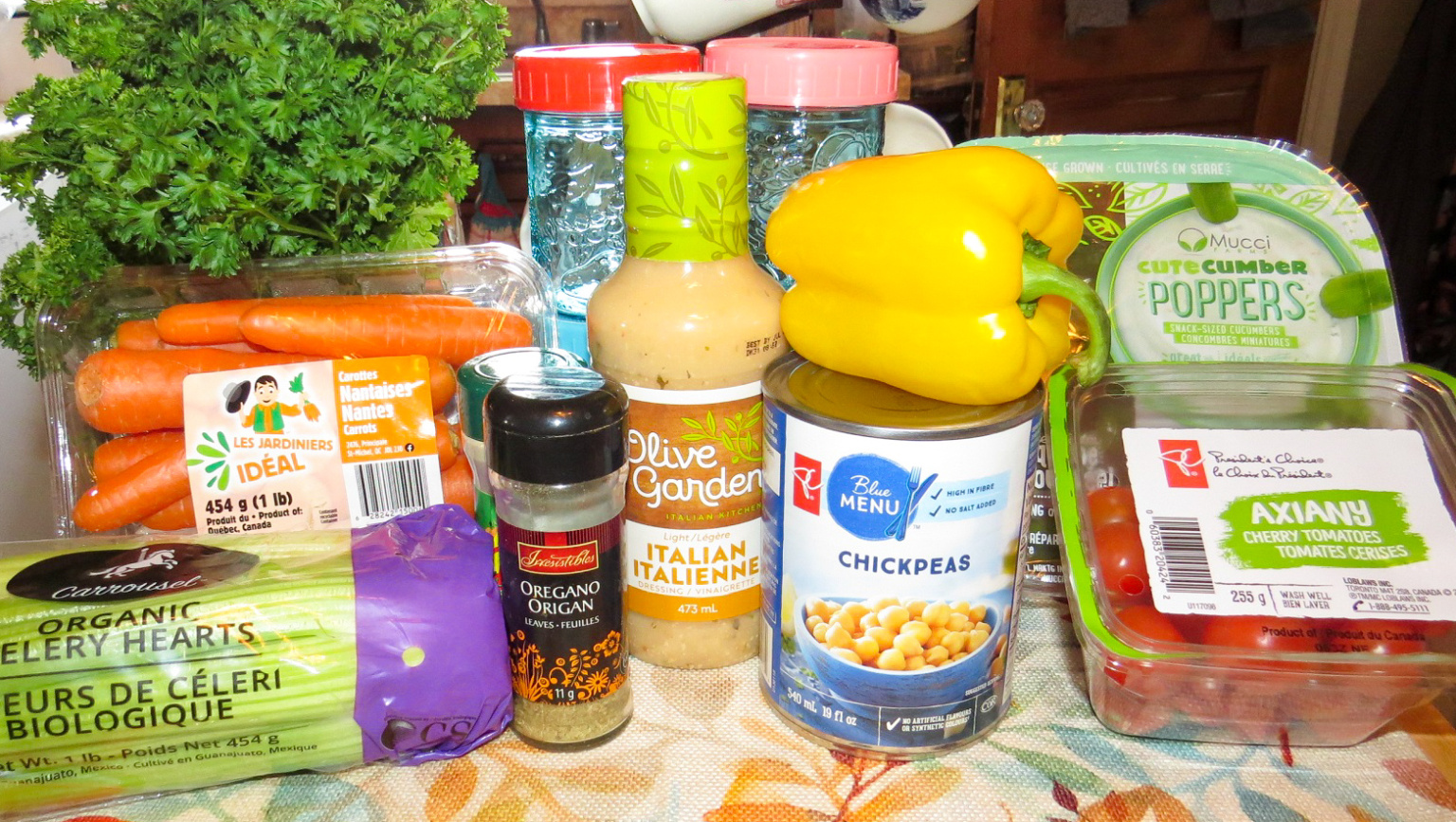 Super Simple Salad Jars - Cinnamon and Sugar